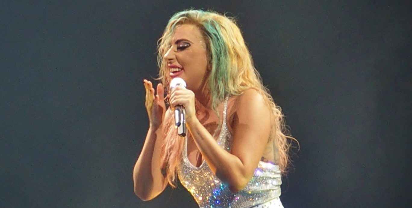 Lady Gaga in Talks to Play 4th of July on Top of Mound - Moundsville ...